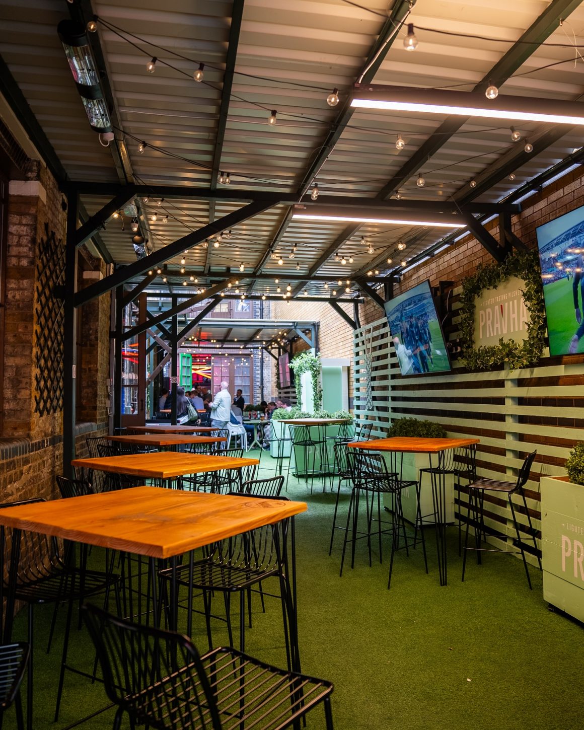 Immersive cricket bar, Sixes, set to open in Headingley this weekend ...