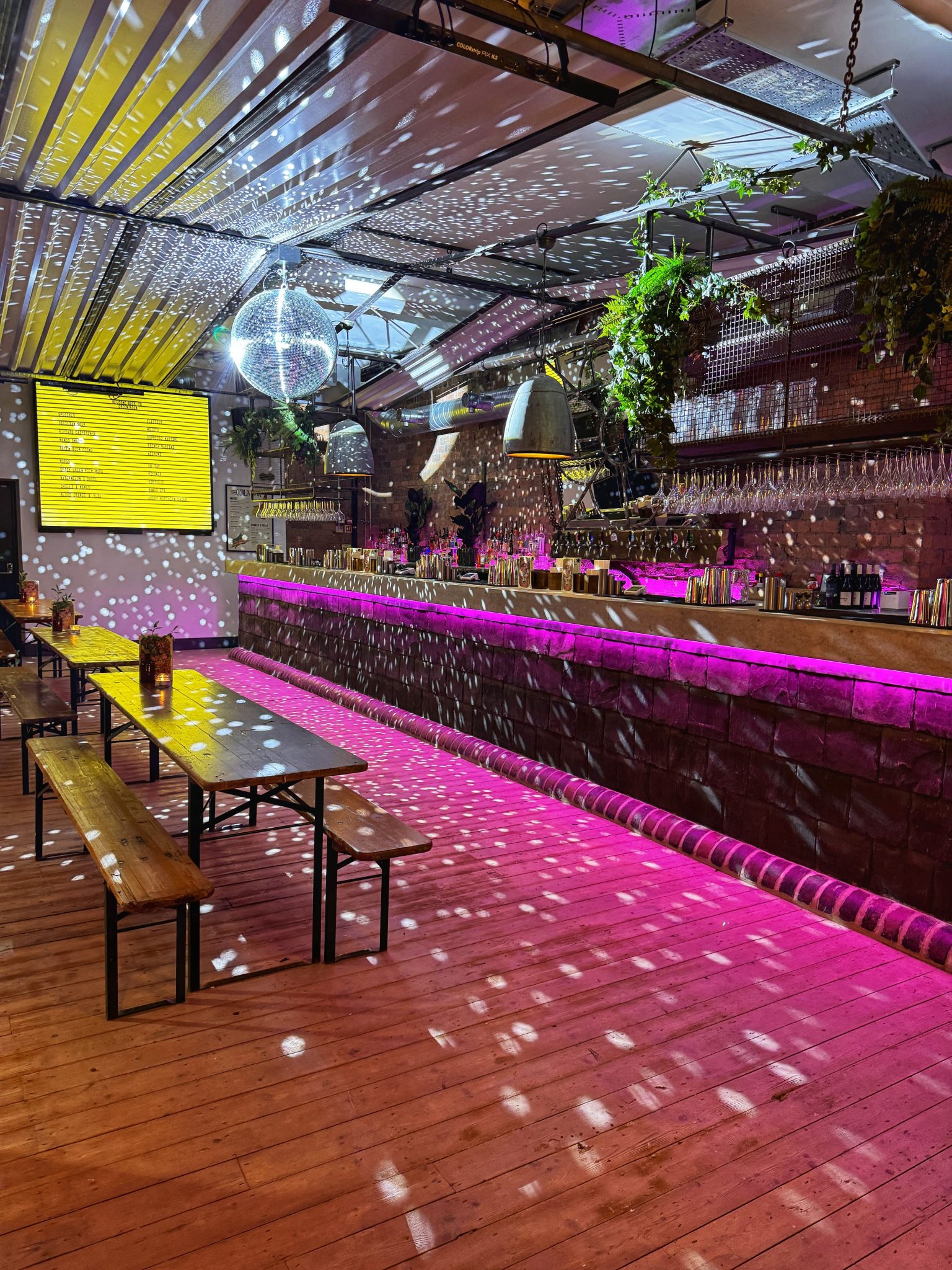 Inside Green Room as beloved Leeds bar reopens with new live music basement